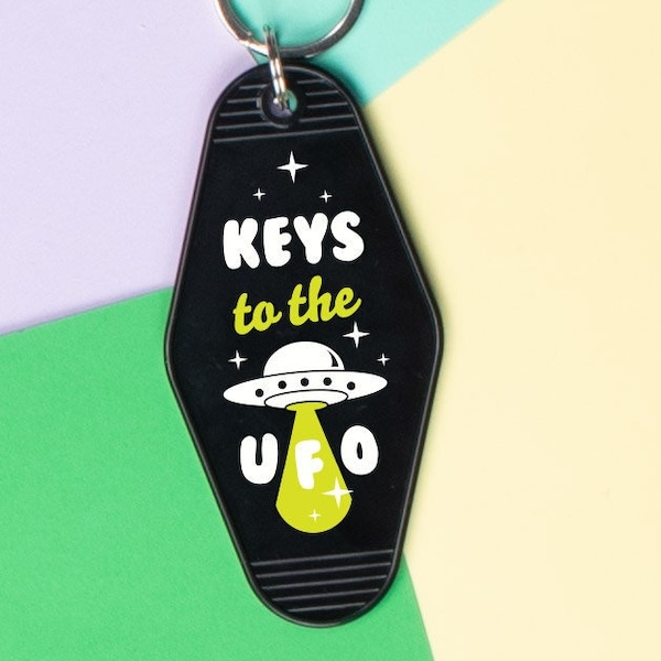 Alien Keychain - Etsy