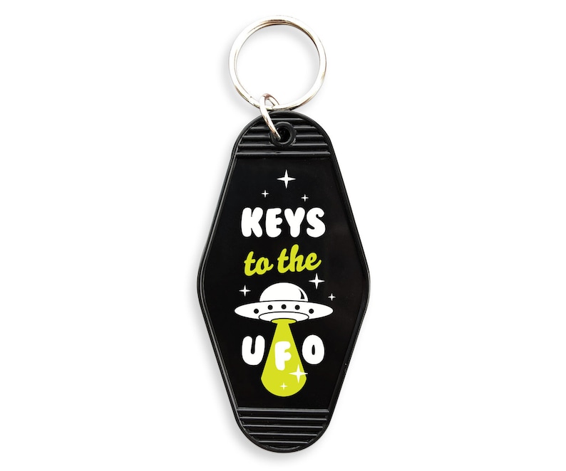 Keys to the UFO Motel Keychain, Cute Retro Style Alien Home Keychain ...