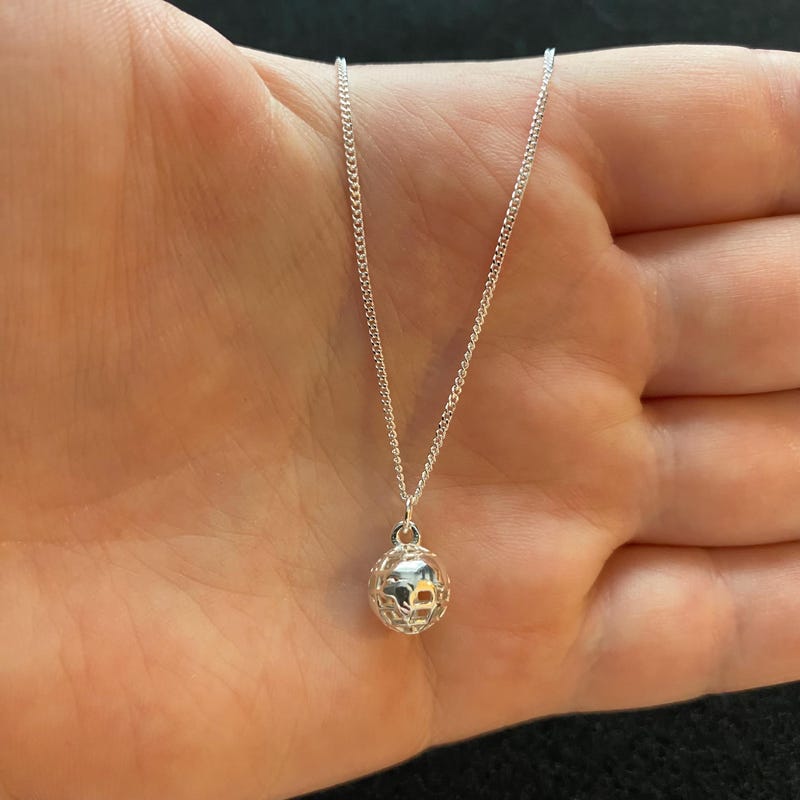 Global Travel Necklace - Etsy UK