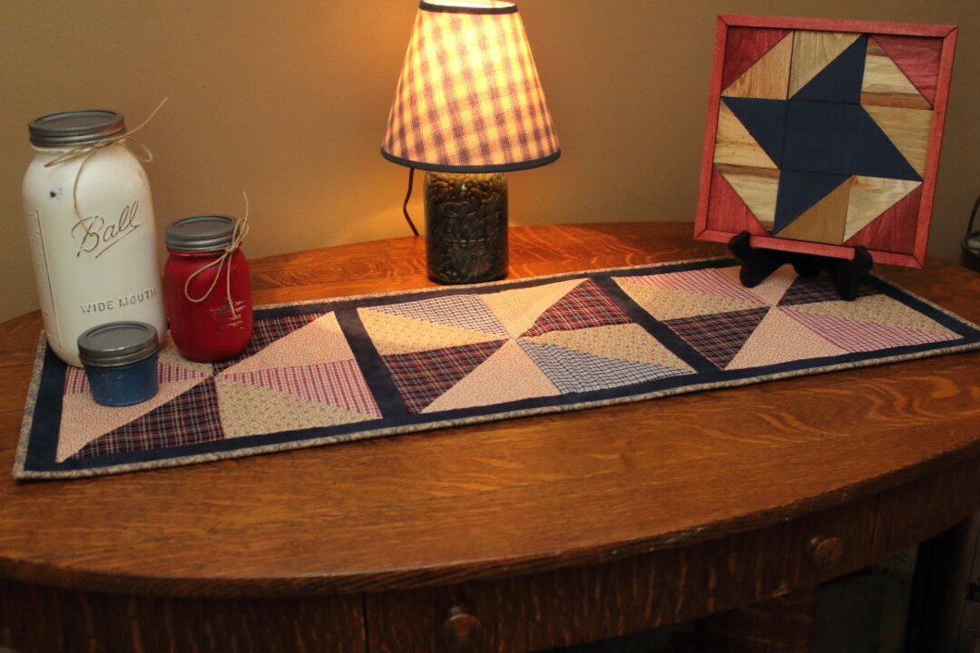 Pinwheel Table Runner With Border - Etsy