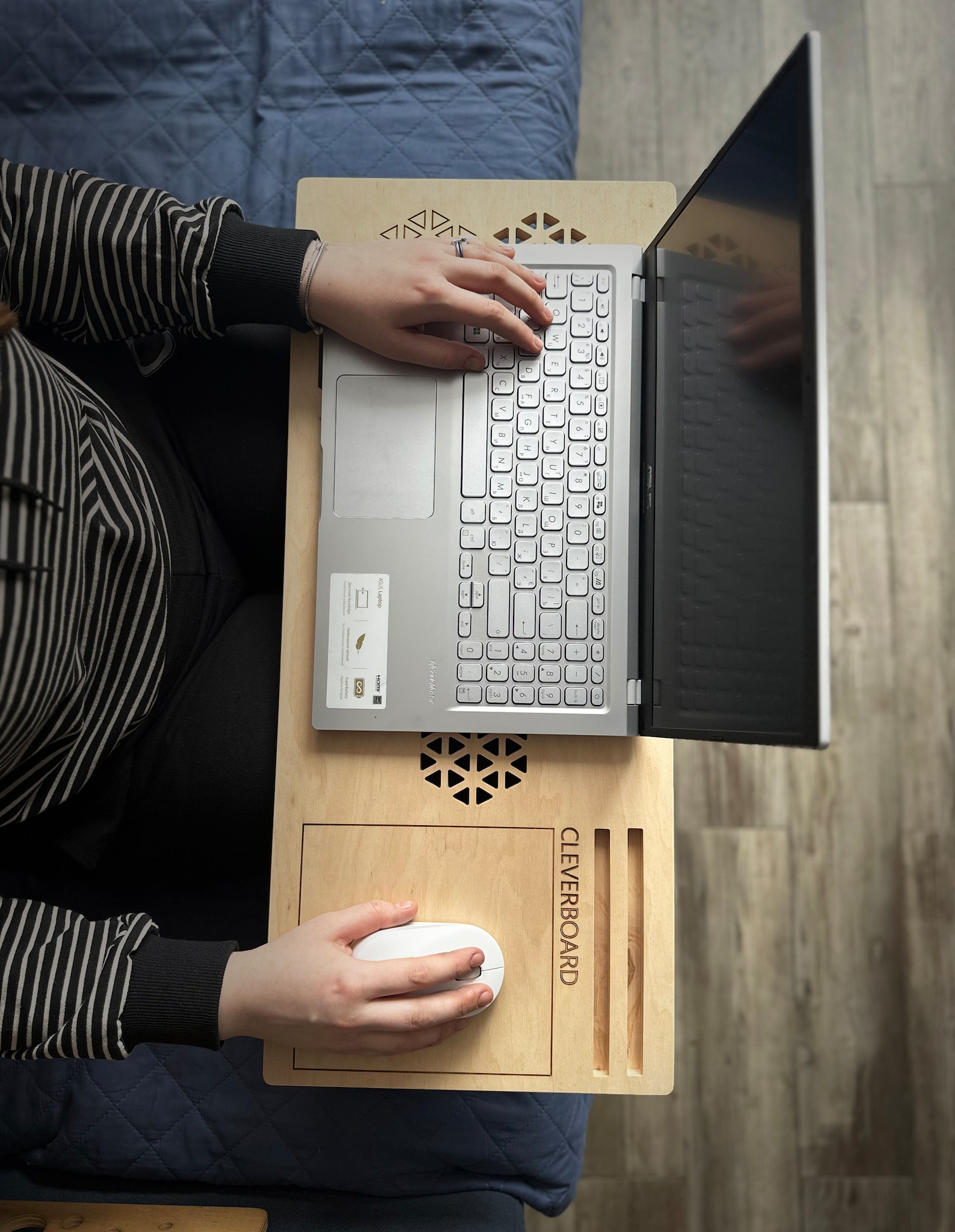 Handcrafted Wooden Laptop Table: Personalized Ergonomic Lap Desk - Etsy