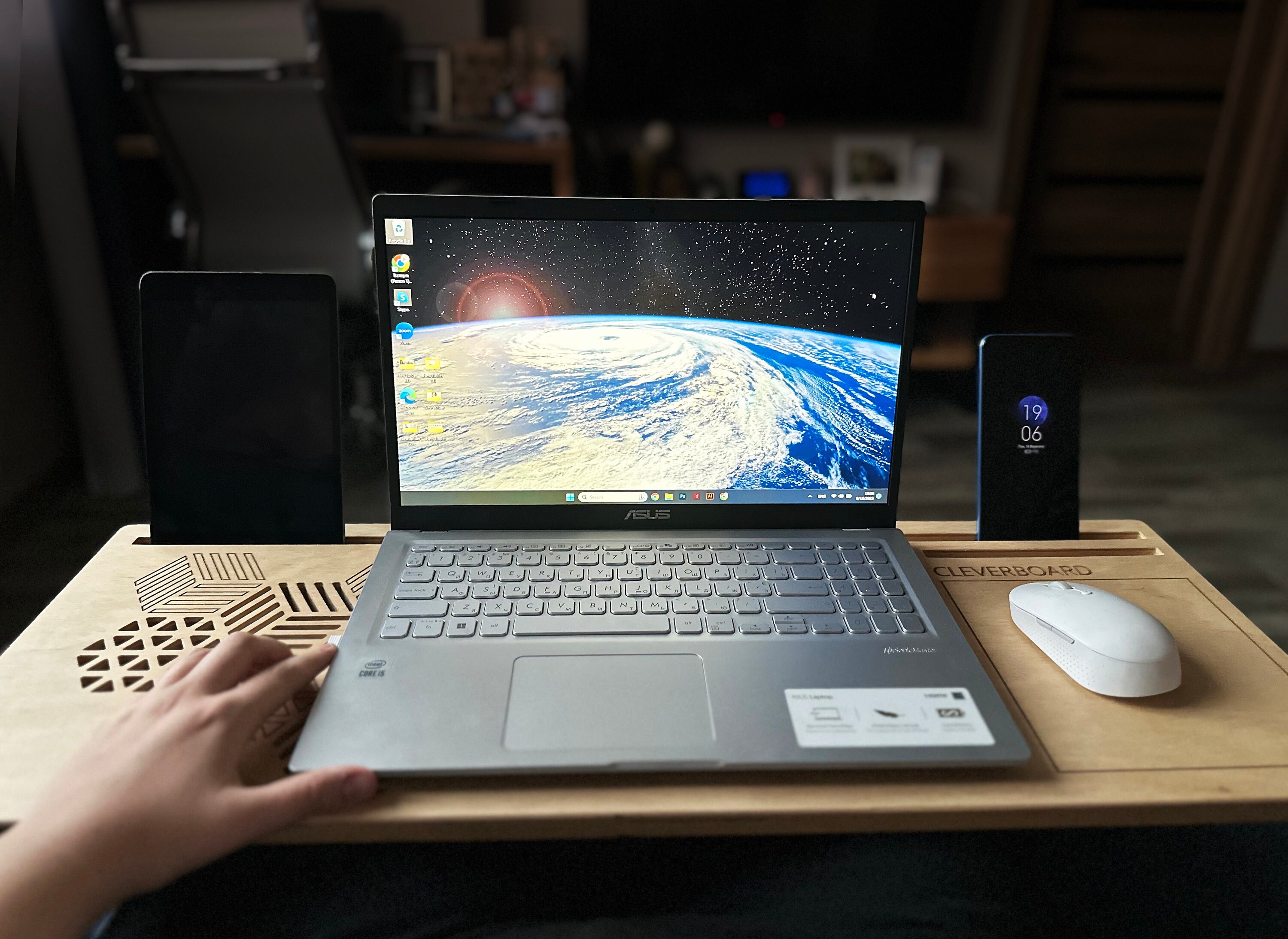 Laptop Board for Comfort and Convenience Use Your Laptop Anywhere ...
