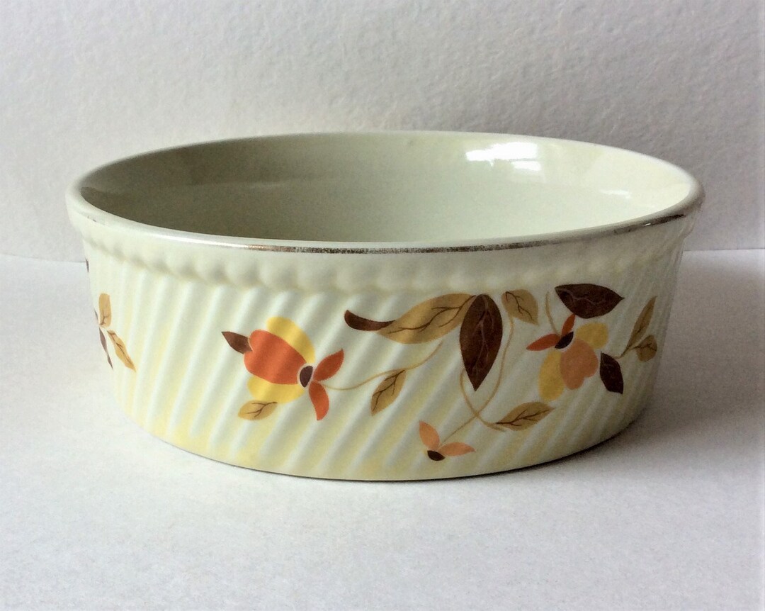Halls Superior Quality Kitchenware Casserole/bowl, Autumn Leaf Pattern ...