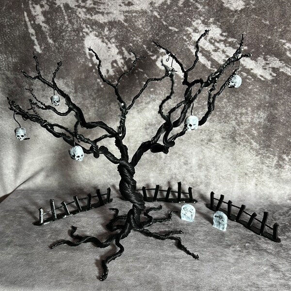 Spooky Tree - Etsy