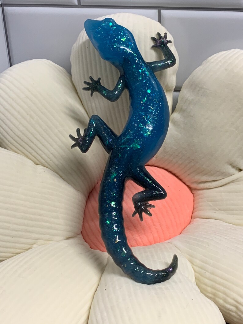 RESIN Gecko Lizard/decorative Gecko/home Decor/alternative Home Decor ...