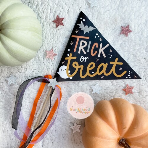 Halloween Pennant Flag Banner Boo Trick or Treat Wicked Boo - Etsy