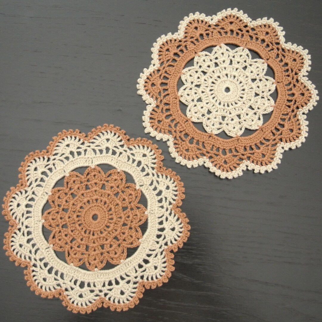 Set of 2, 17 Cm, 6.7 Inch, Hand Crochet Doily, Häkeldeckchen: Brown ...