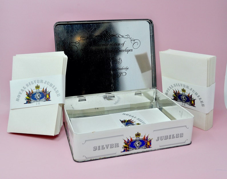 Vintage Writing Paper, Royal Collectables, Queen Elizabeth II Tin - Etsy