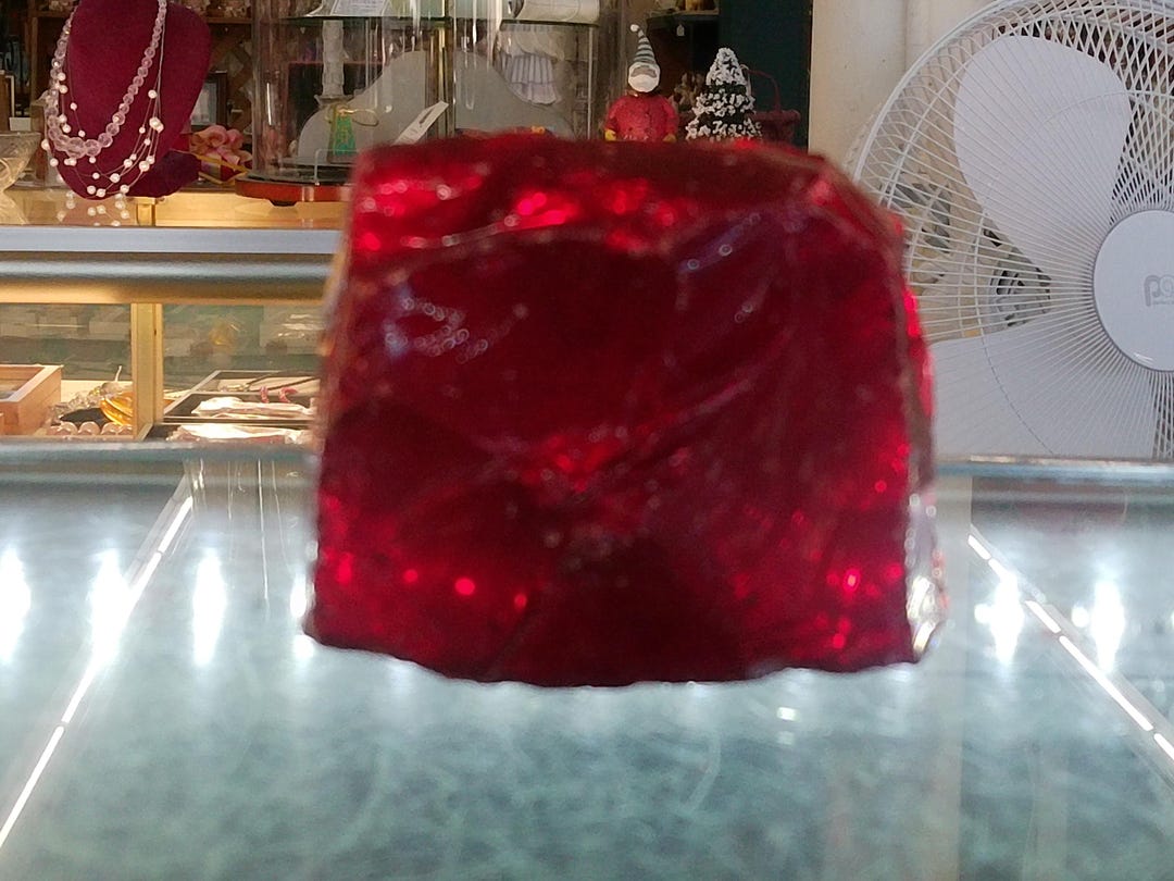 Blood Red, 7.9 Oz, Aquarium Rock, Slag Glass Rock, Slag Glass Cullet ...