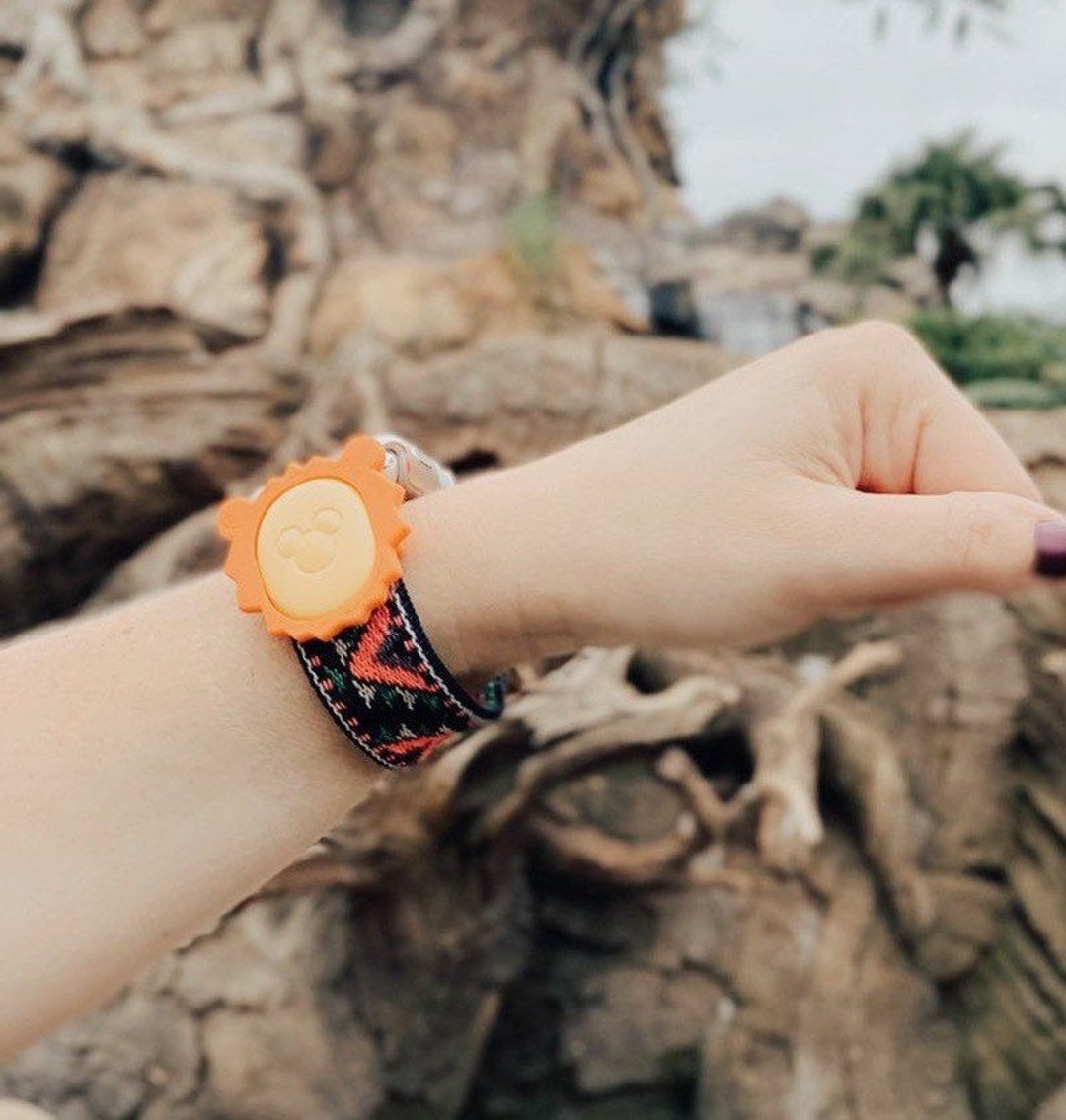 Magicband 2 Puck Holder - Lion King - 3D Printed Disney Inspired ...