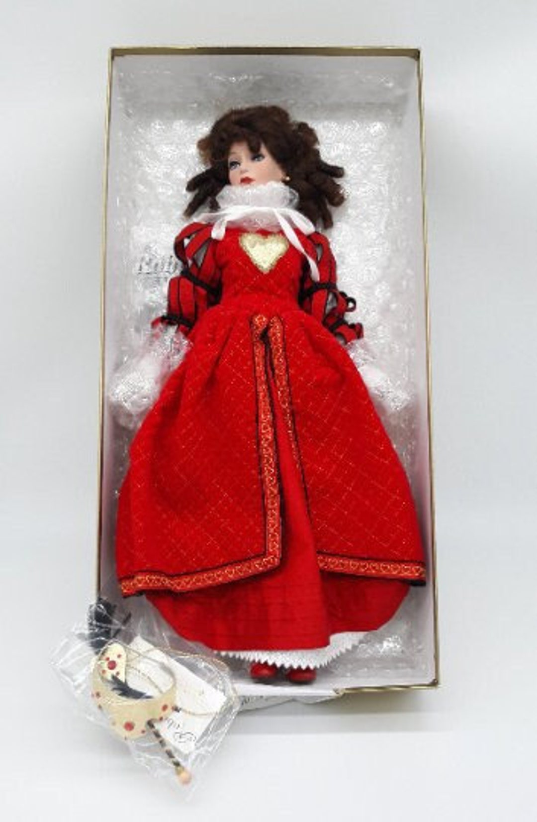 Queen of Hearts Doll by Robert Tonner Alice in Wonderland Vintage ...