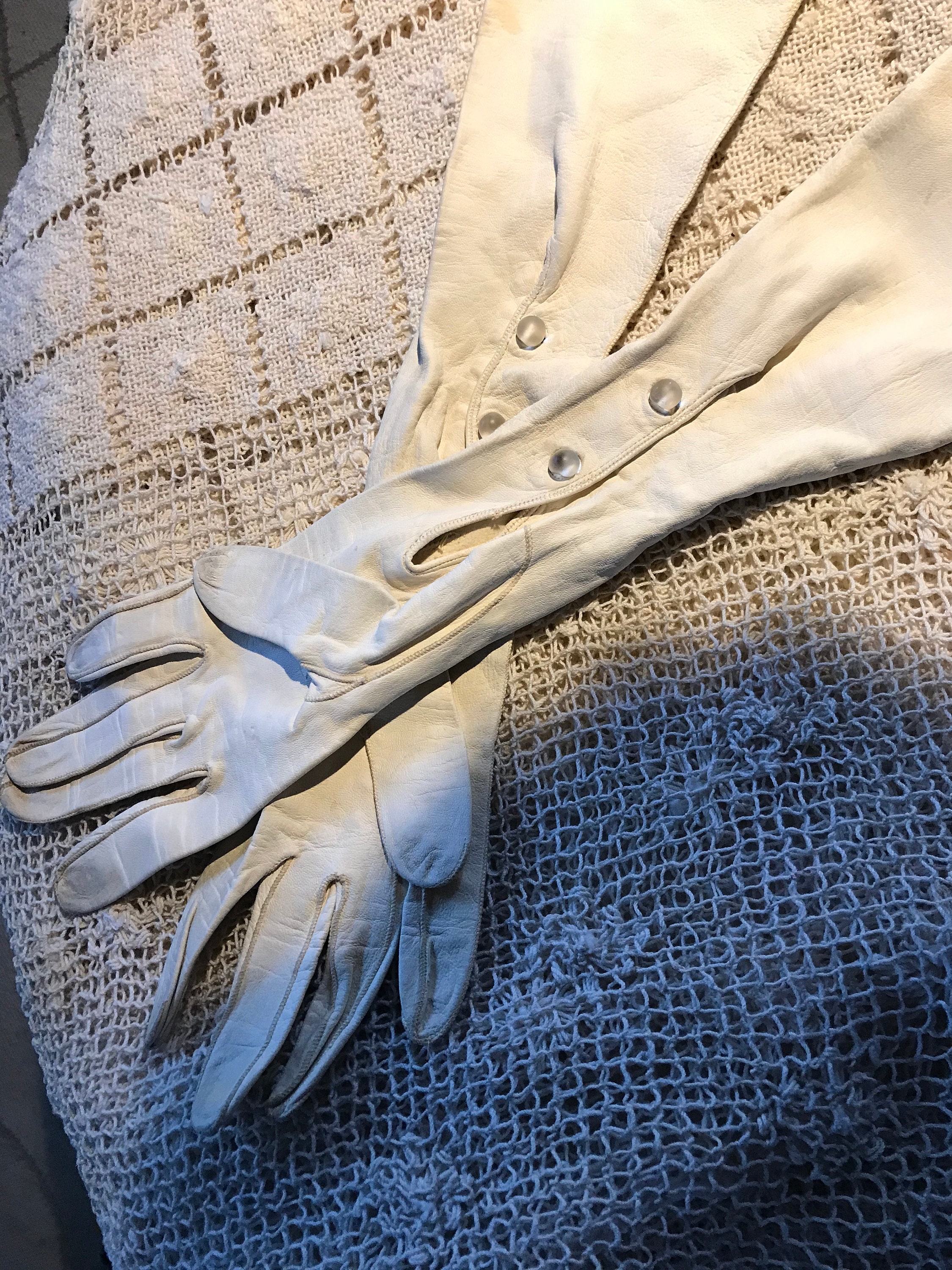 Antique White Leather Long Opera Gloves With Buttons Small Prop Evening ...