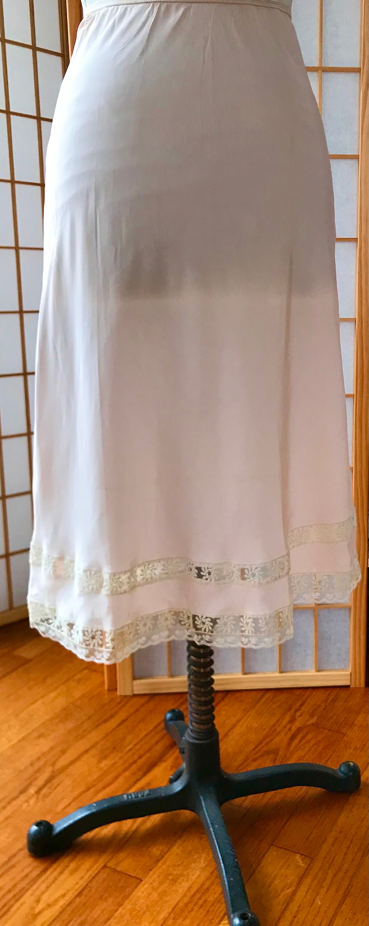 Vintage Rayon Half Slip Pale Pink With Lace Size Small Bur-mil Made in ...