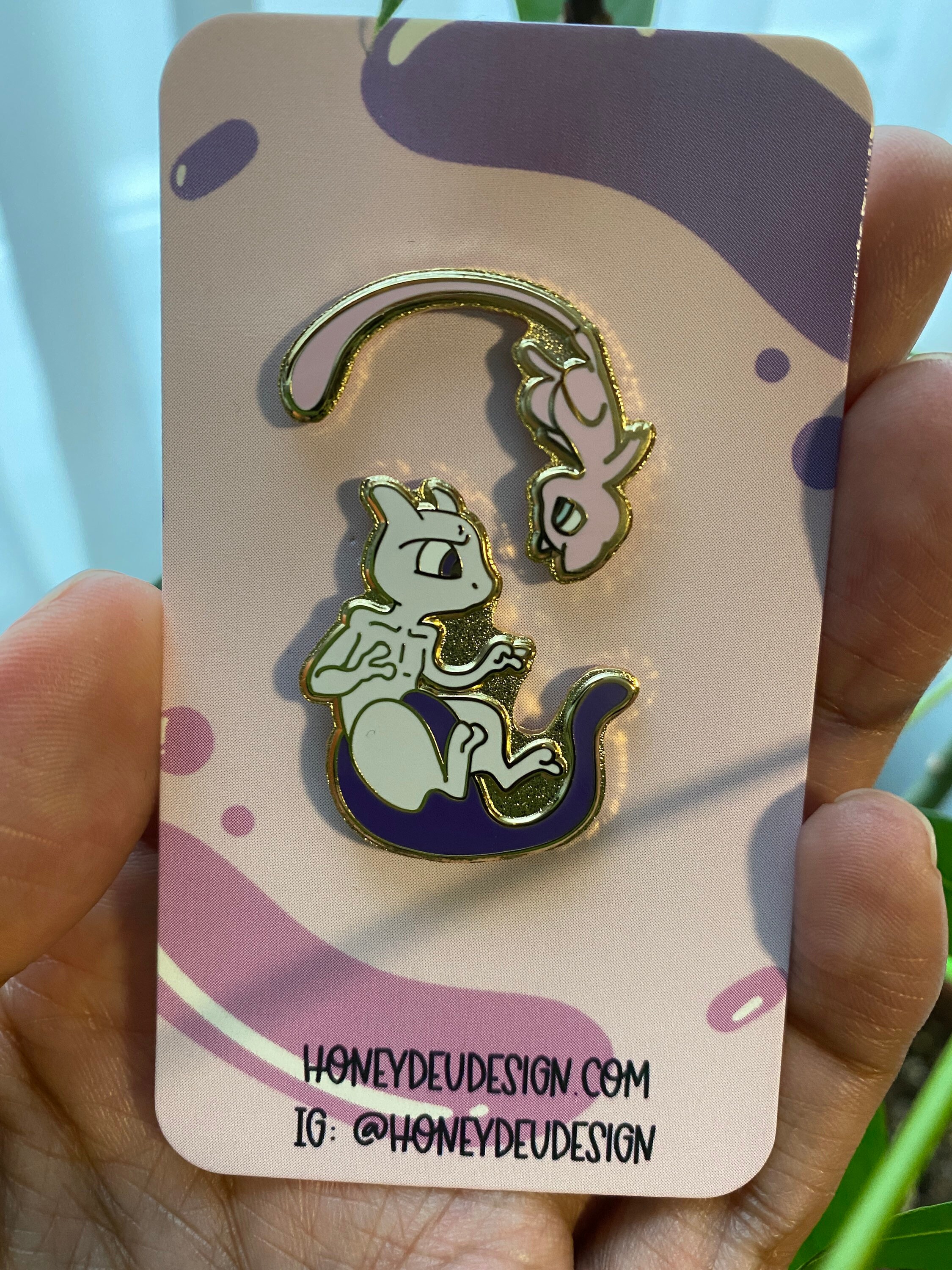 Mew & Mewtwo Yin and Yang Pins | Etsy