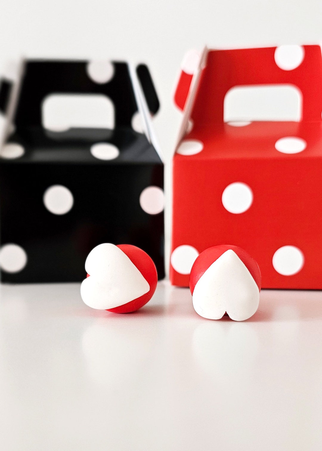 Valve Caps Hearts - Etsy Canada