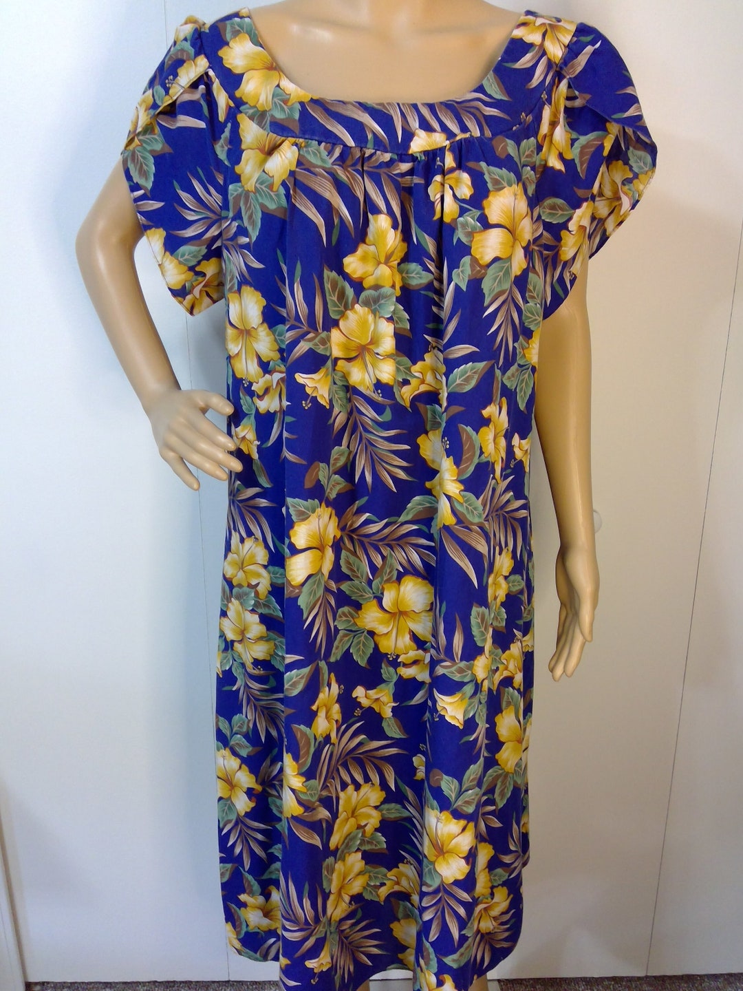 Beautiful Vintage Blue Hawaiian Mumu Lounger Patio Dress From Royal ...