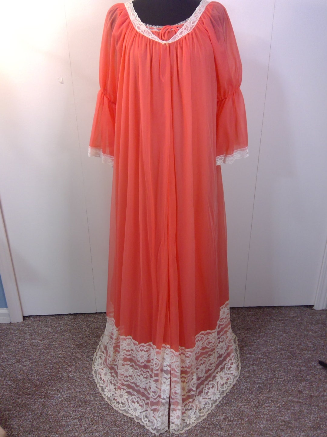 60s Vintage 2 Piece Miss Elaine Stunning Coral Peignoir Set Long Gown ...