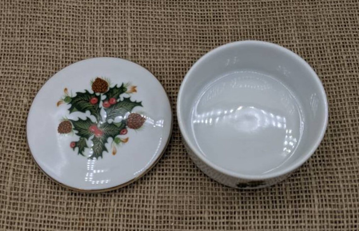 Christmas Trinket Box Porcelain Covered Box With Holly & - Etsy