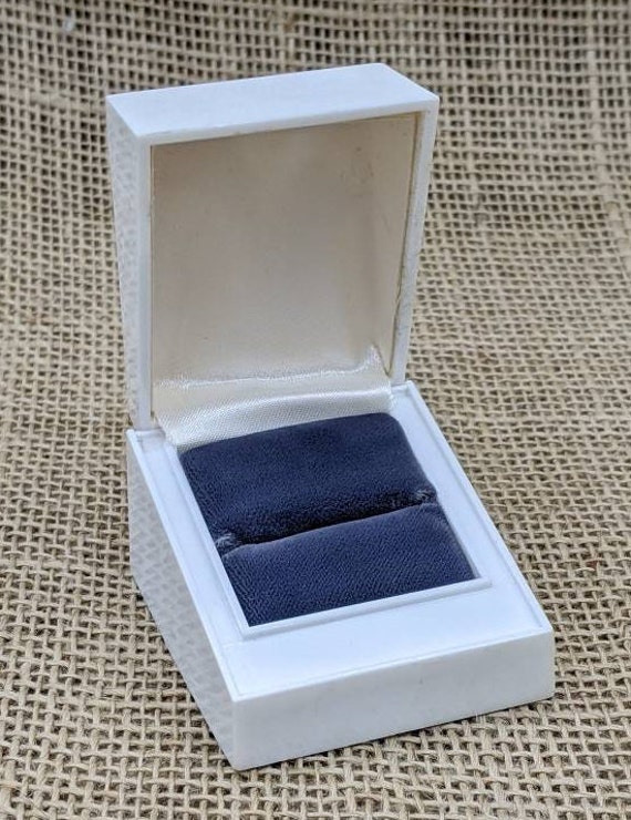 White Plastic Ring Presentation Box, Vintage Alsten … - Gem