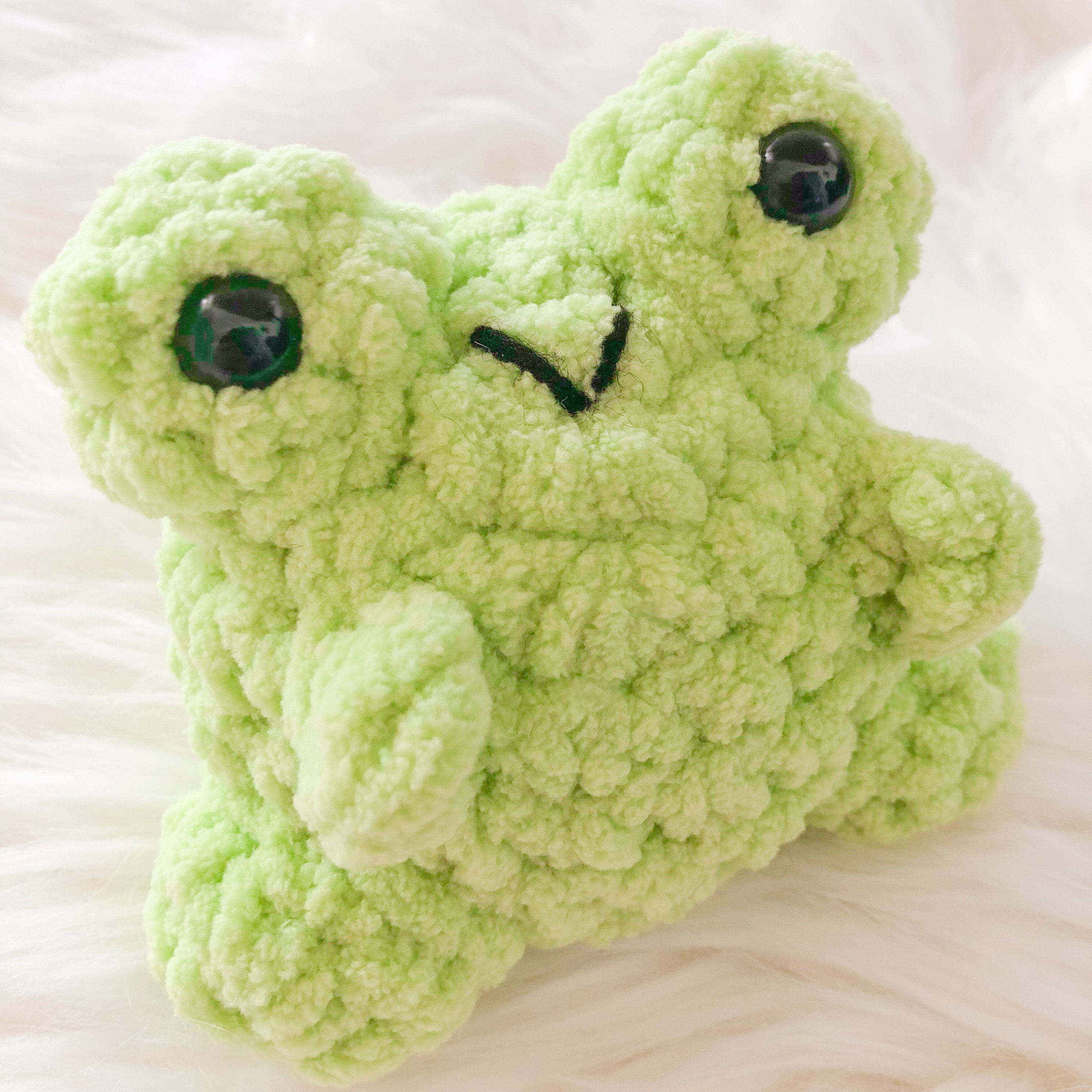 Squishy Froggy Plushie Crochet Amigurumi Soft and Fluffy -desk Buddy ...