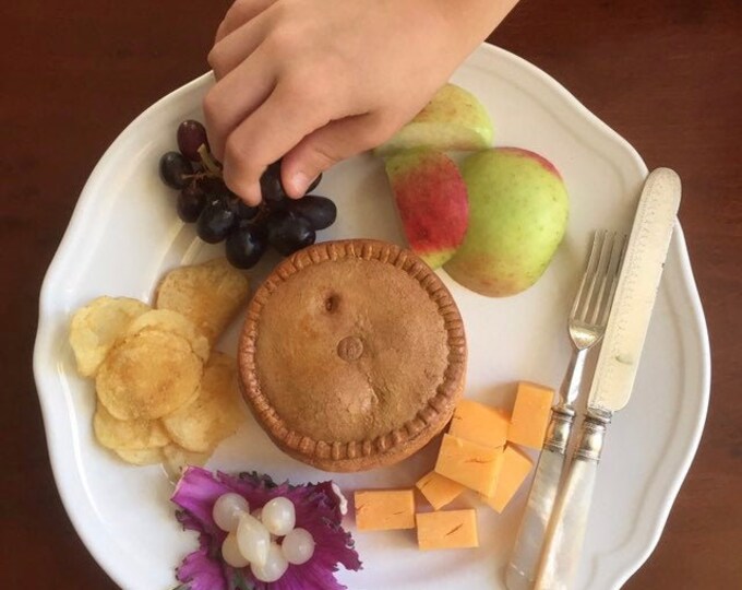 Large Fake Pie Prop Food Prop, Replica Pork Pie Props for Display - Etsy