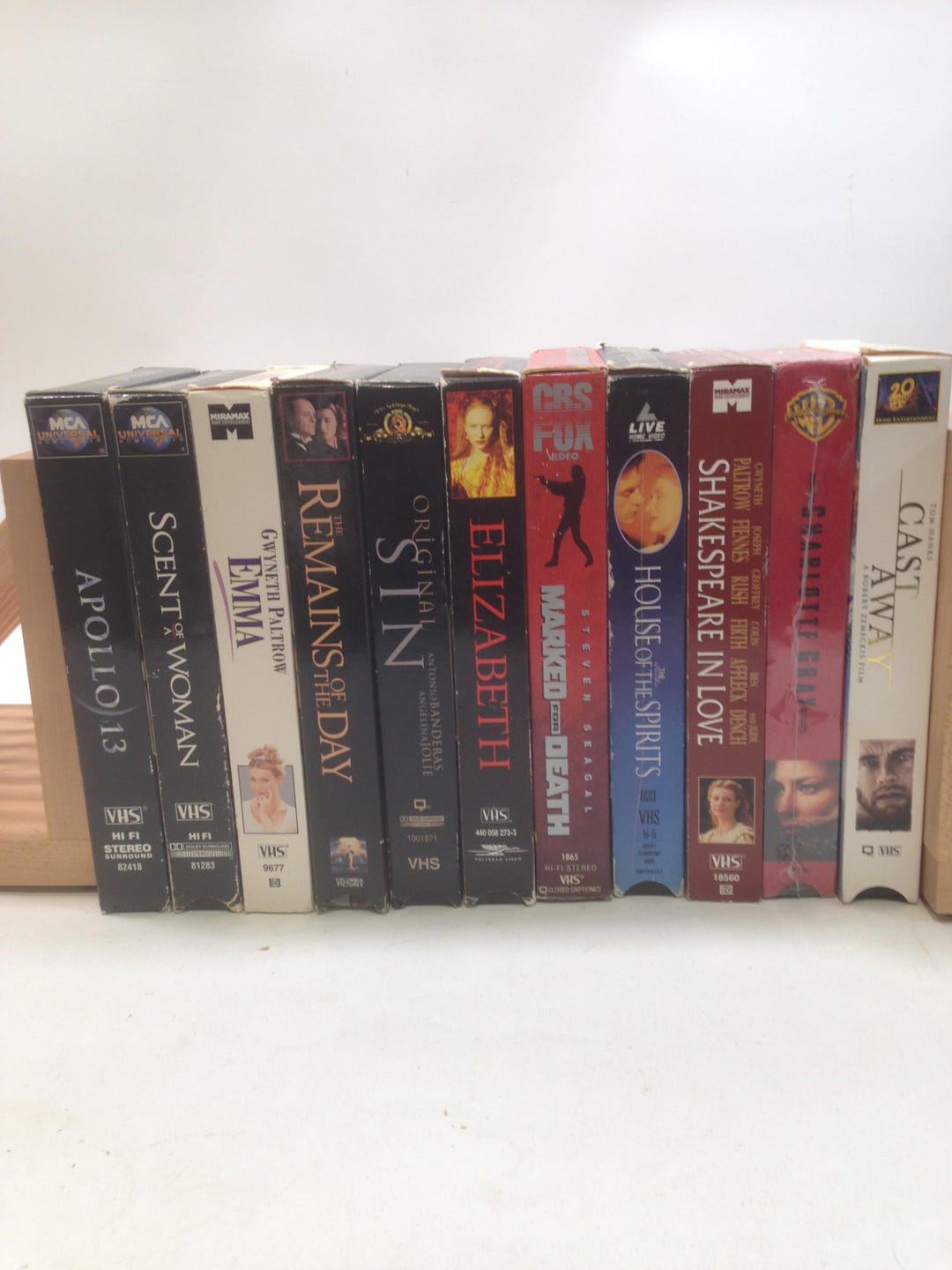 11 Popular Movies on VHS Tapes, Apollo 13, Cast Away, Shakespeare in ...