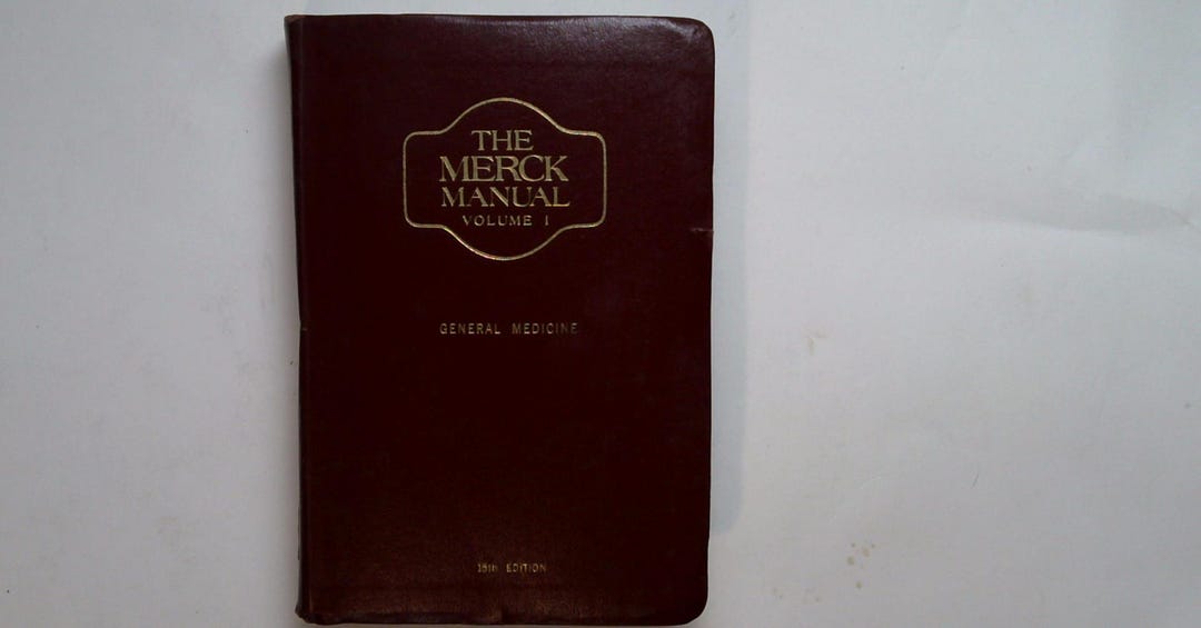 Vintage Book the Merck Manual, Volume 1, General Medicine, 15th Edition ...