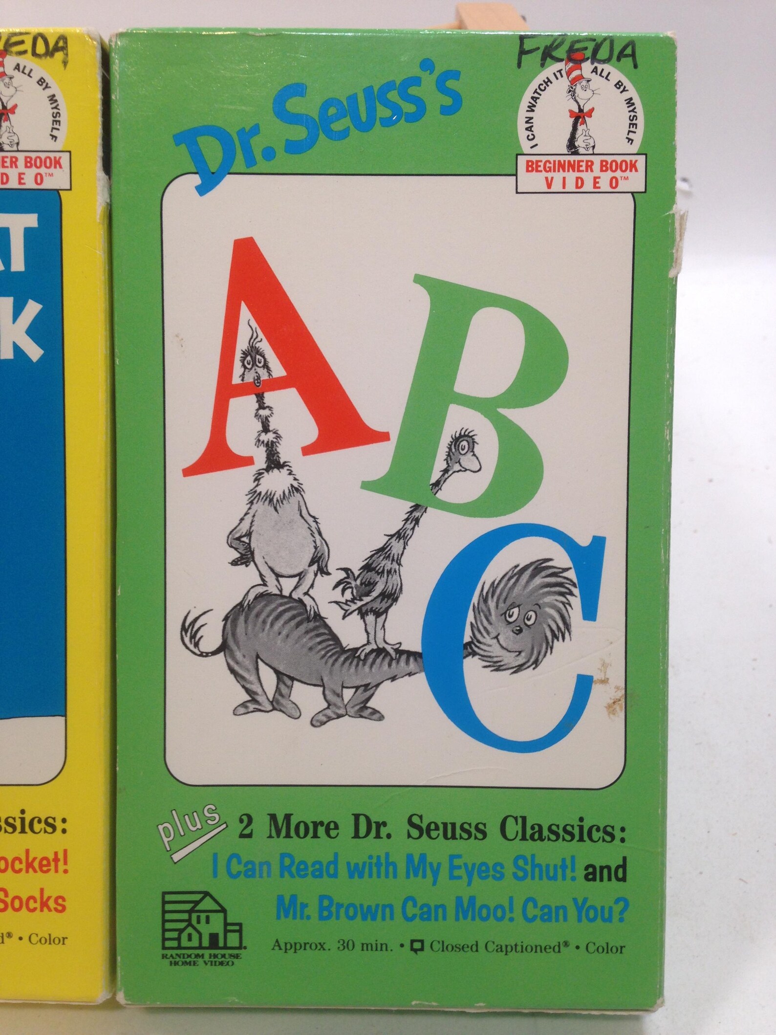 3 Dr. Seuss VHS Tapes the Cat in the Hat Comes Back and More! 0924 - Etsy