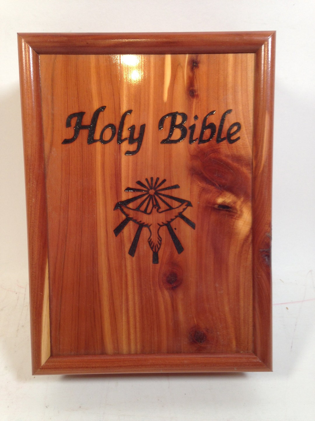 1991 White Leather Bound Holy Bible in Cedar Box LIKE NEW 0223 - Etsy