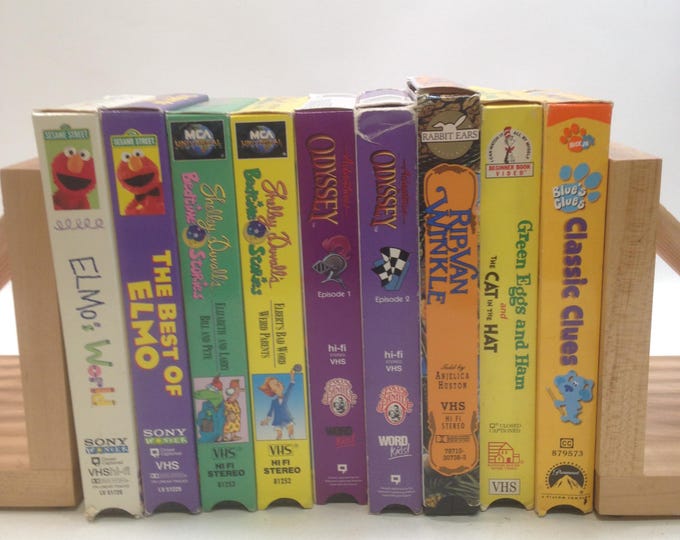 9 VHS Tapes for Young Children, Elmo, Blue's Clues, Dr. Seuss & More ...