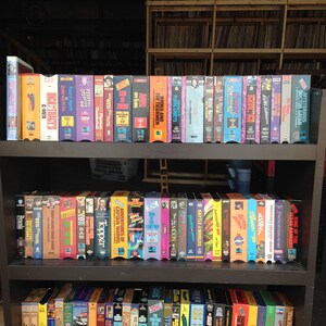 Huge Lot 73 VHS Tapes of Classic TV Shows and Movies, Westerns, Sci-fi ...