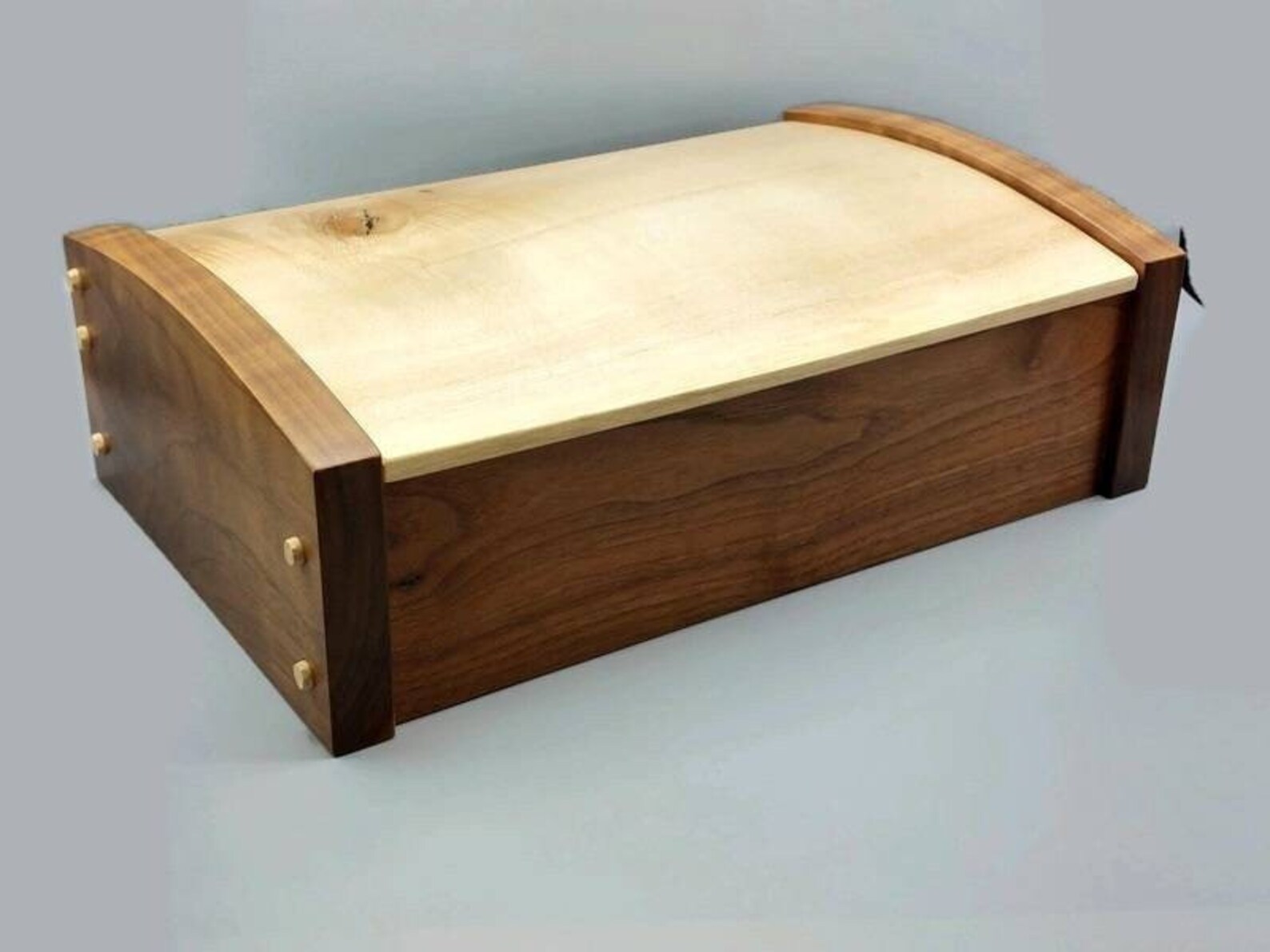 Walnut Keepsake Box. Handmade Walnut and Sycamore Jewellery - Etsy