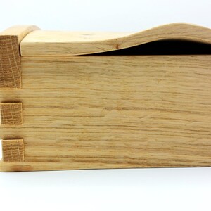 Oak Memory Keepsake Box. Handmade Oak Jewellery Chest With Dovetail ...