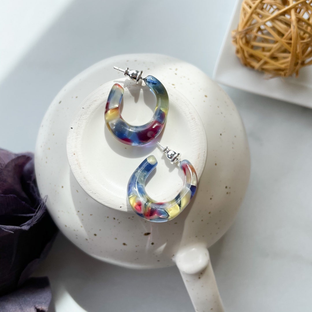 Juicy Hoops in Stained Glass | Thick Chunky Red Blue Yellow Glass Hoop ...