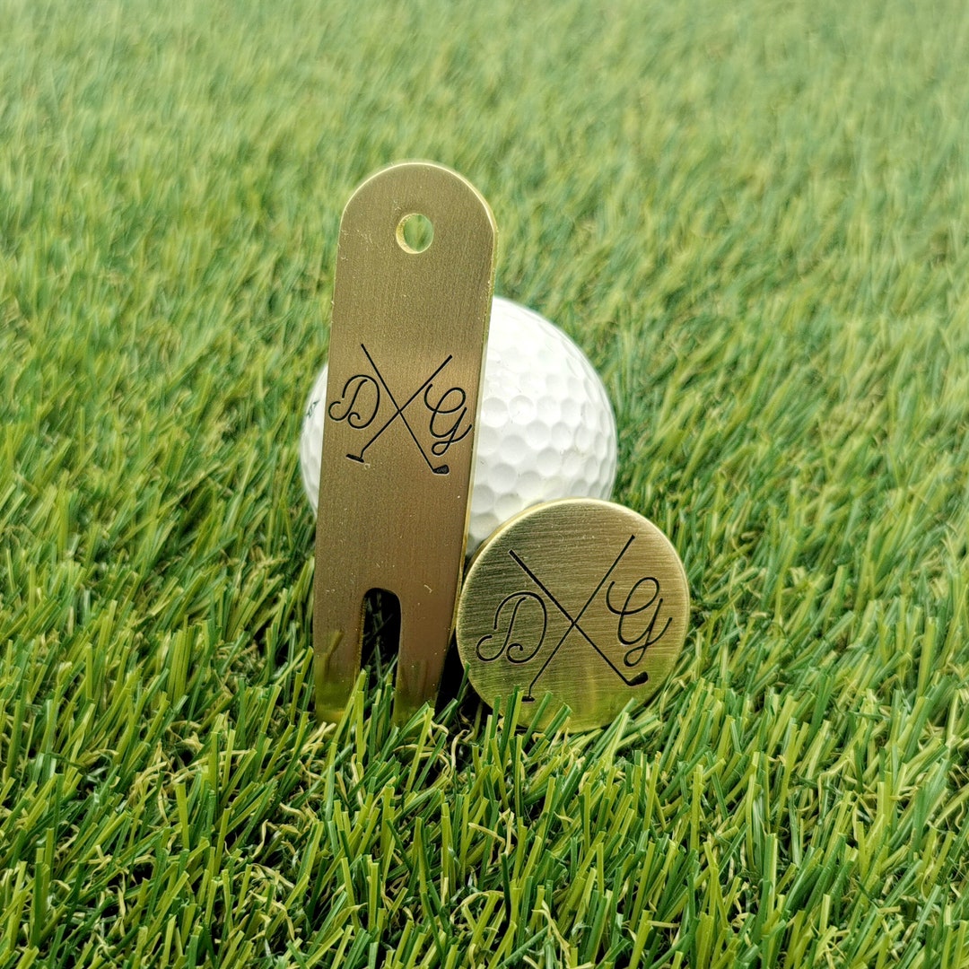 Golf Ball Marker + Divot Tool Set With Initials. Gift for Golfers ...