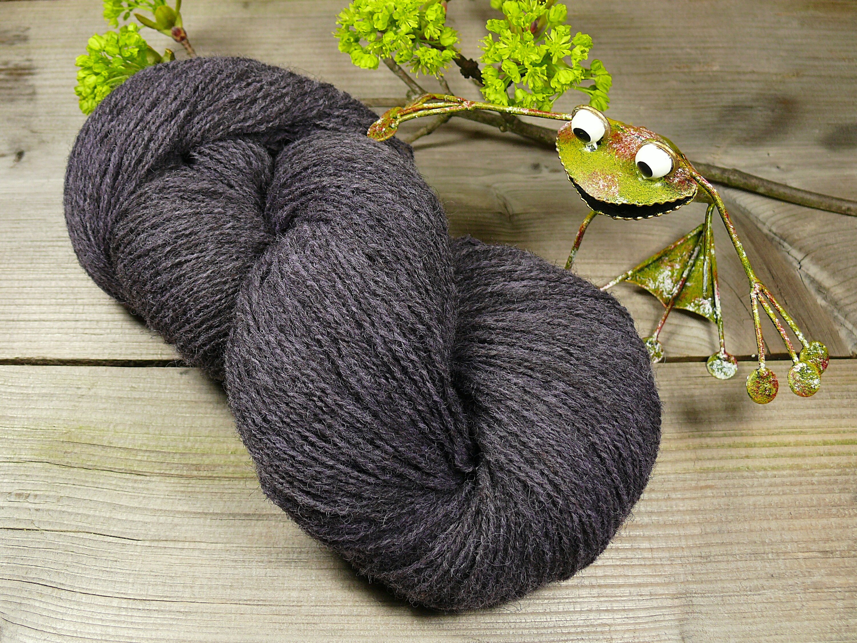 POMMERNWOLLE - pflanzengefärbte Wolle vom Pommernschaf, 400 Meter LL ...