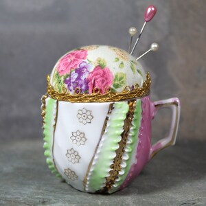 Pink Upcycled Pin Cushions Pretty in Pink Vintage Pin Cushions Your ...