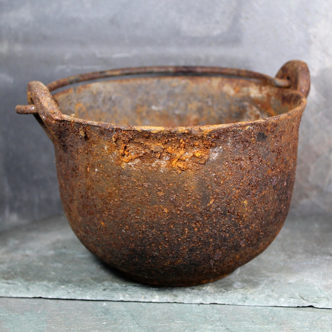 Rusty Cast Iron Witch's Cauldron Just in Time for - Etsy