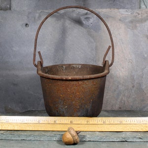 Rusty Cast Iron Witch Cauldron: Small Halloween Decor (4 1/2") - Etsy