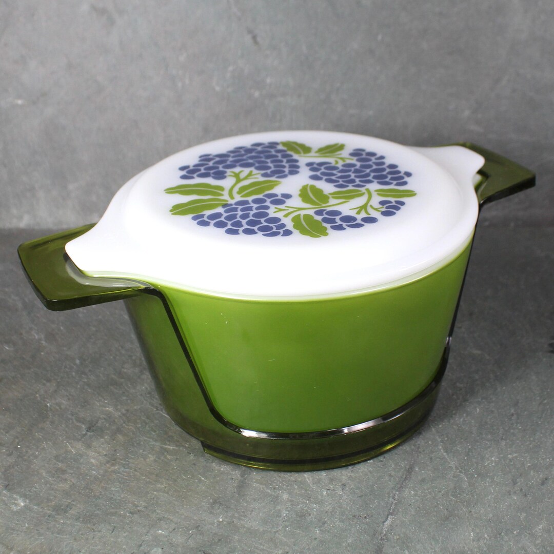 RARE Vintage Grapes Pyrex 473 With Lid & Base 1 Quart Avocado Green ...