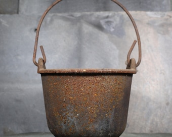 Cast Iron Witch's Cauldron Very Heavy Small Cauldron Over 7 Lbs ...