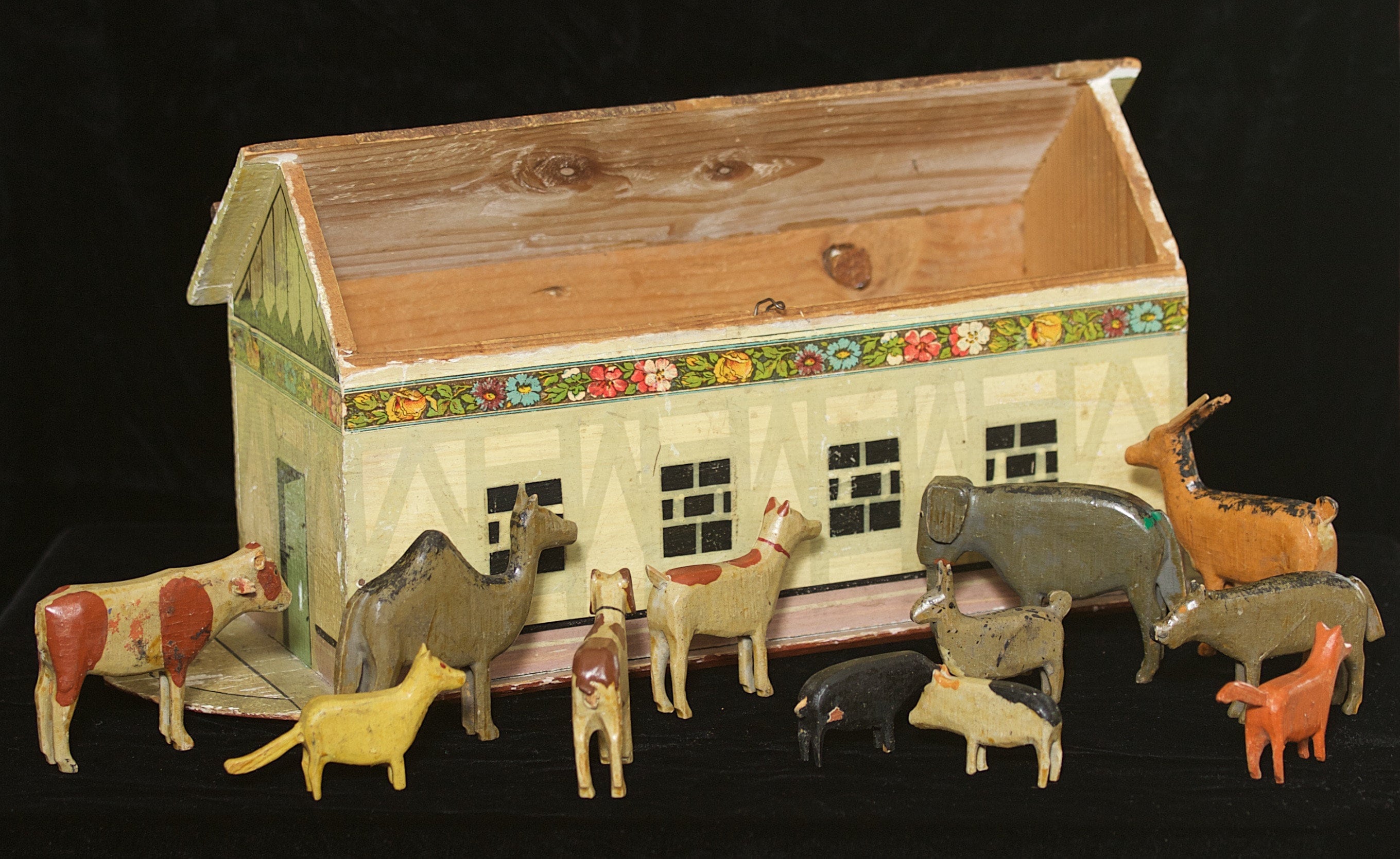Late 19th Century Noah's Ark Wooden Set 60 Animals - Etsy