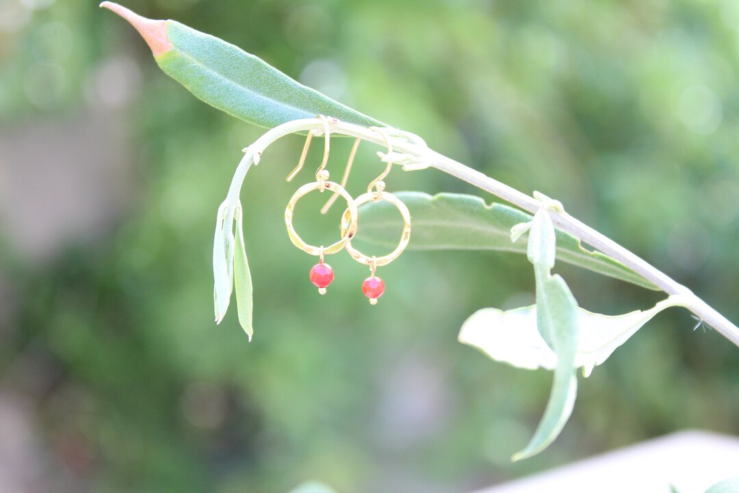 KARMA CIRCLE CORAL Earrings Hammered From 14k Gold Filled Circle 925 ...