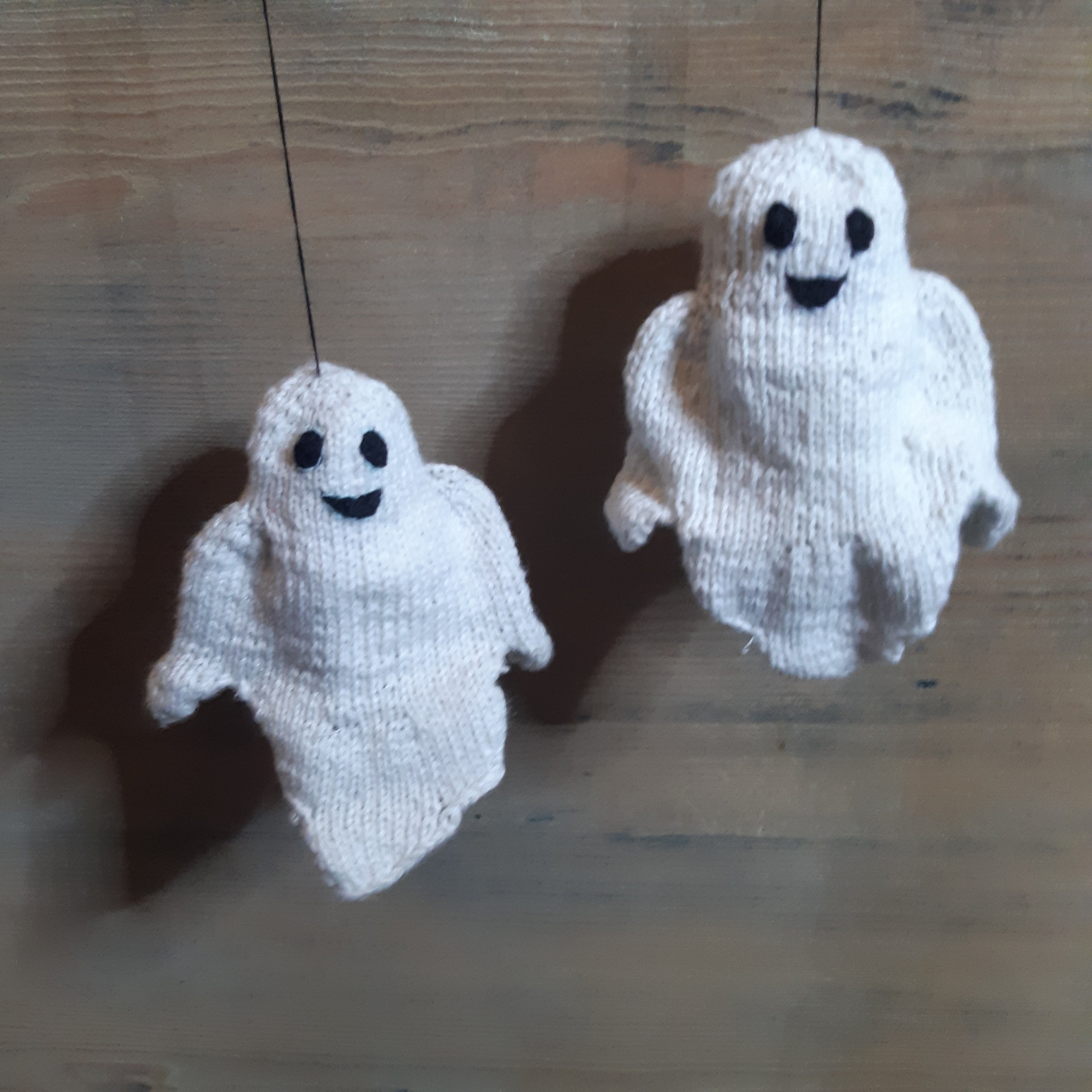 Geordy the Glowy Ghost knitting Pattern - Etsy