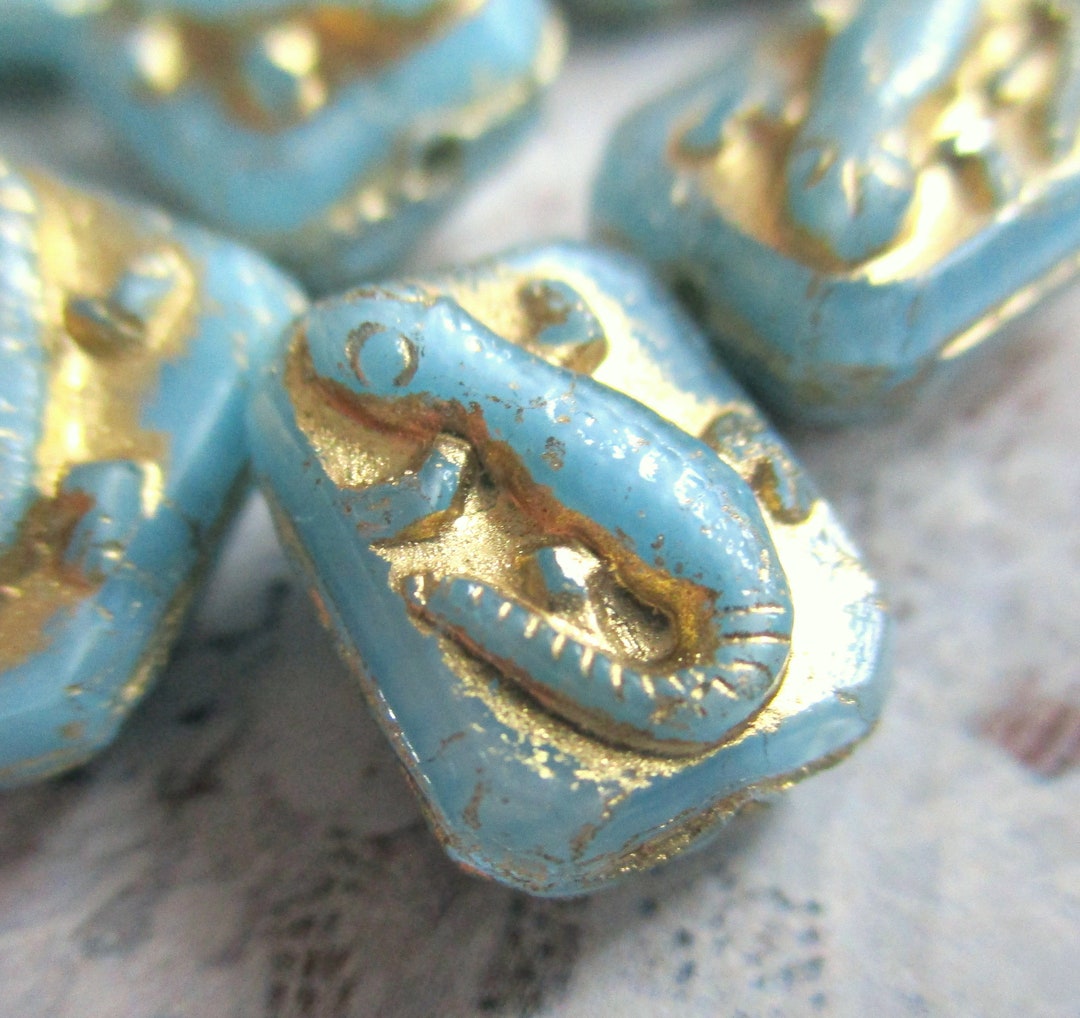 Lizard 4 Exclusive Bohemian Glass Beads 12 X 10 Mm Ice Blue Silk Gold ...