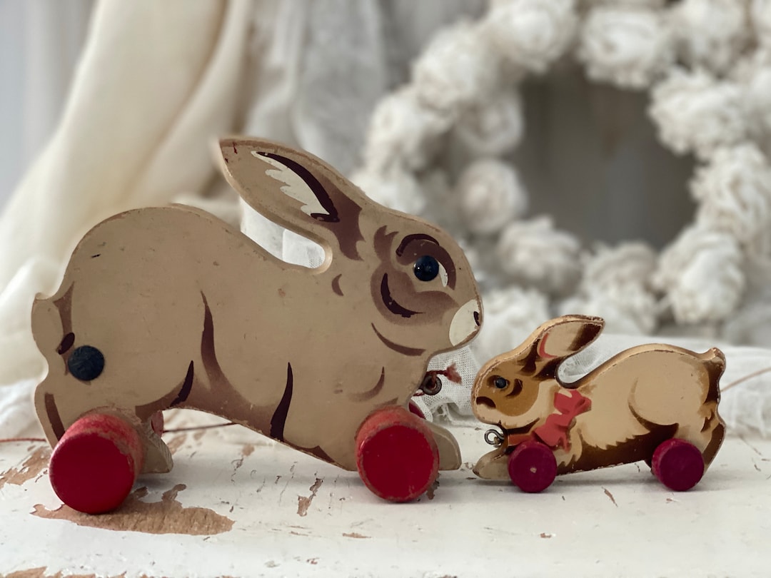 VINTAGE Ur-old Wooden Toy Rabbit Bunny on Wheels Rotary Animal Original ...