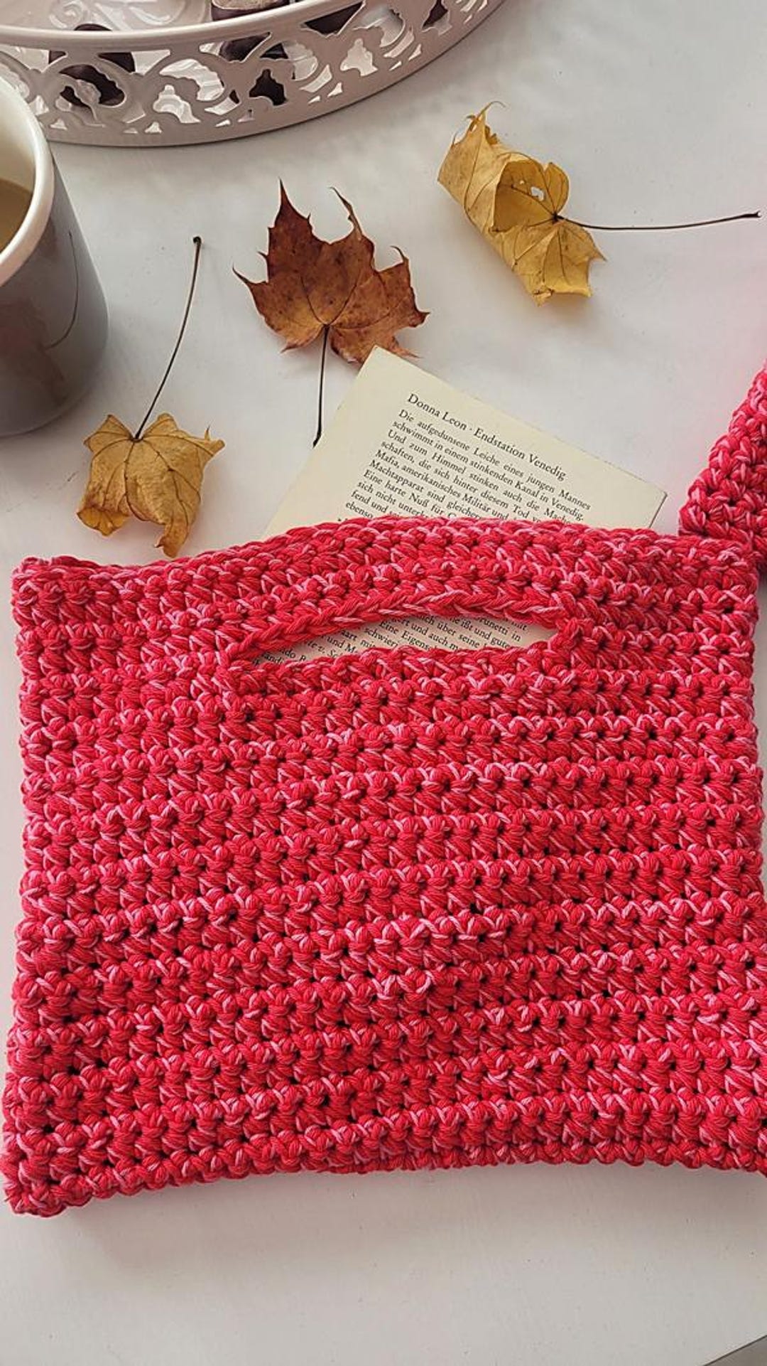 Crocheted Book Bag / Clutch "fragola / Pink" - Etsy