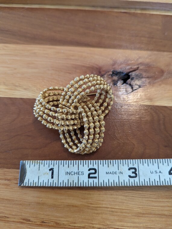 Vintage Monet Celtic Knot, Trinity Knot Brooch - Gem