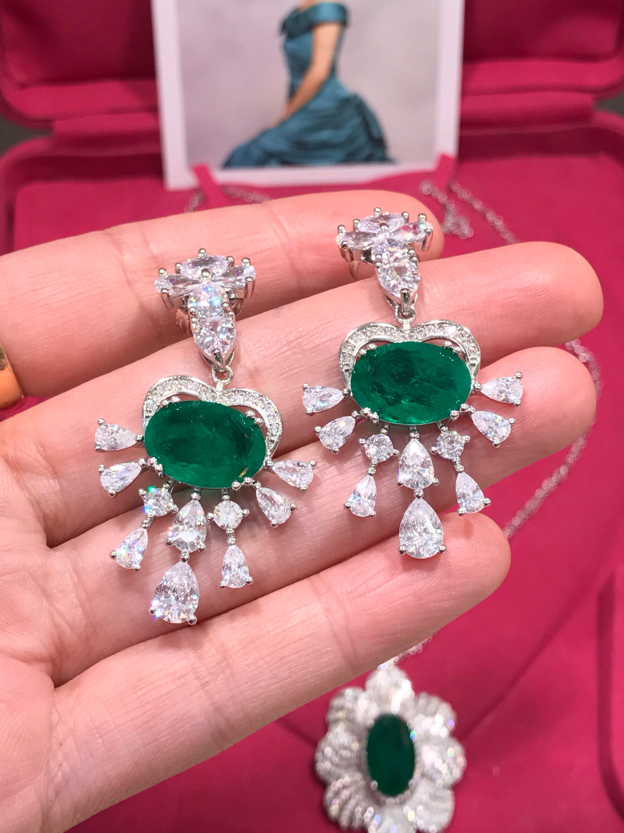 Luxurious Natural Green Emerald Dangle and Drop Earrings Chandelier ...