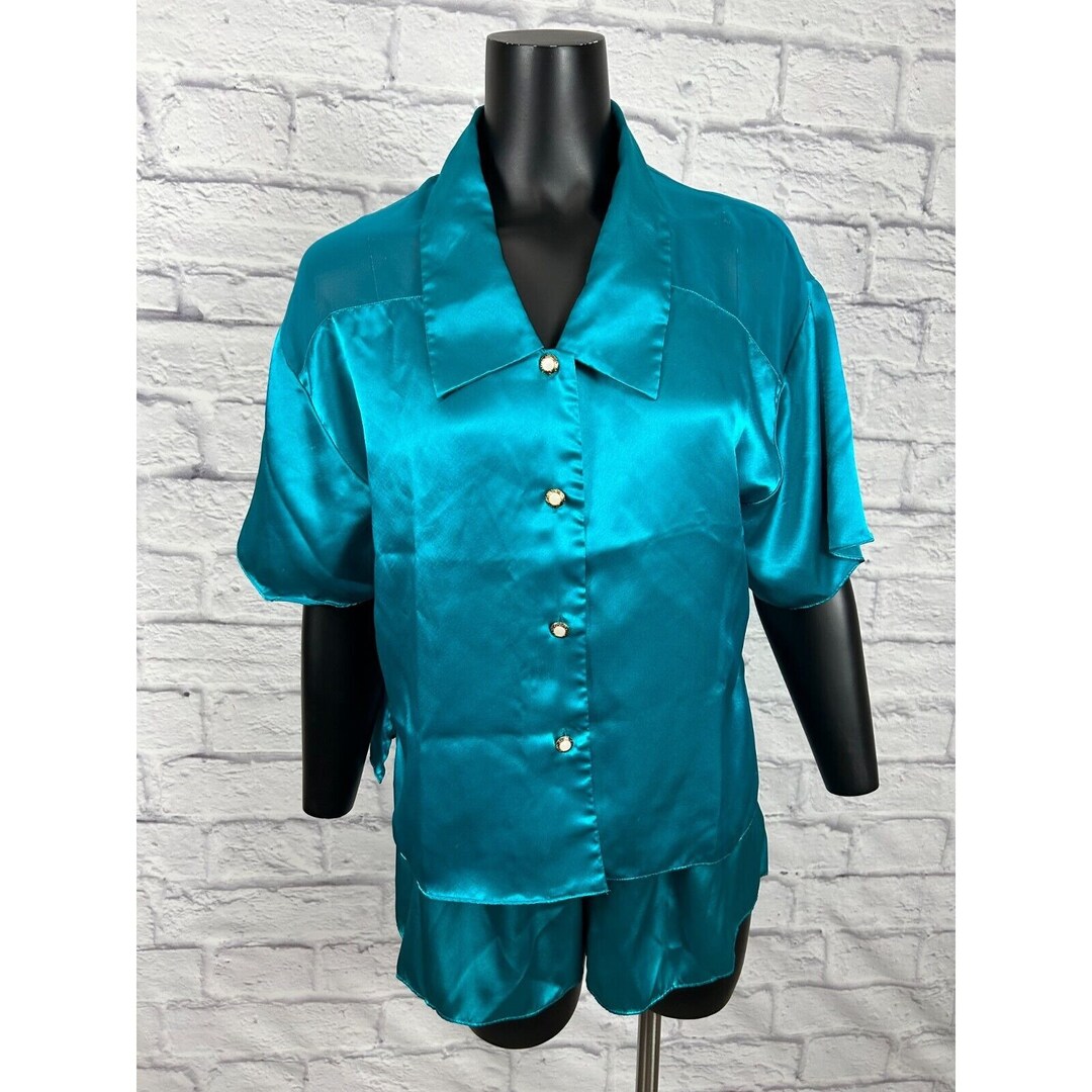 Victoria's Secret Aqua Blue Short Sleeve Button up Pajamas Set Women's ...